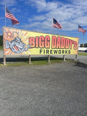 BIGG DADDY FIREWORKS - Updated October 2025 - 14 Photos - 1615 Oliver ...