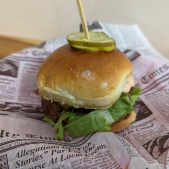 LAKE BURGER - Updated March 2025 - 59 Photos & 107 Reviews - 4404 W ...