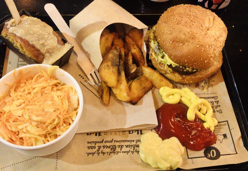 HANK BURGER PARIS CADET - Updated October 2024 - 8 rue de Rochechouart ...