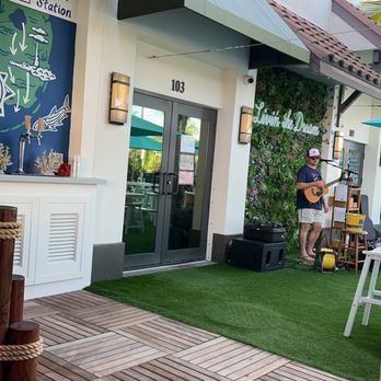 THE MINI BAR - Updated October 2025 - 67 Photos & 42 Reviews - 1200 ...