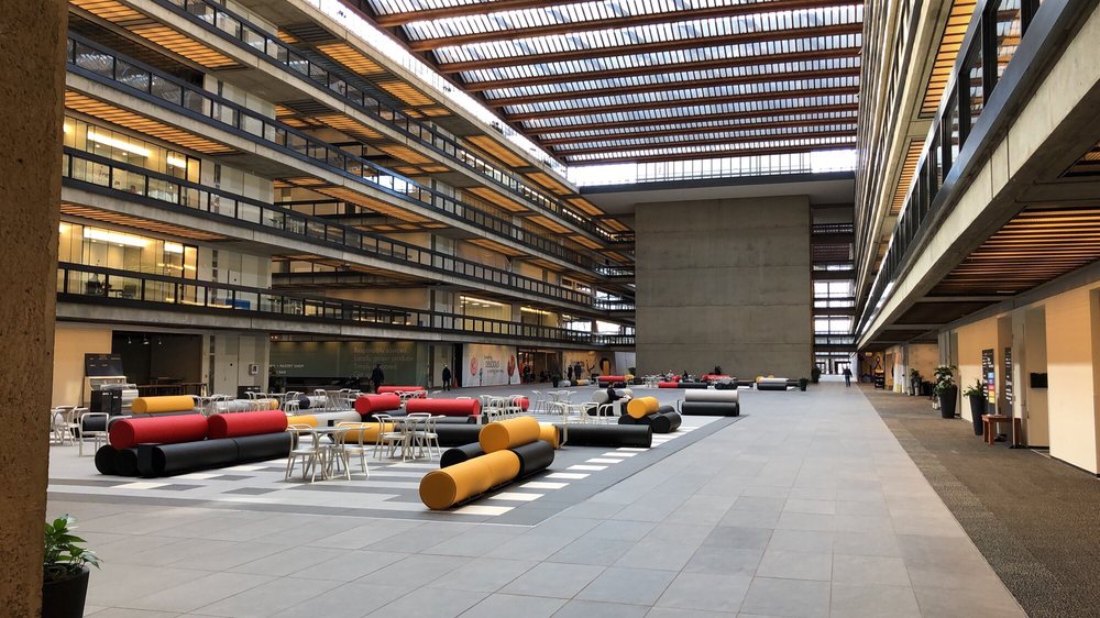 MONMOUTH COUNTY LIBRARY - HOLMDEL - Updated May 2024 - 13 Photos - 101 ...