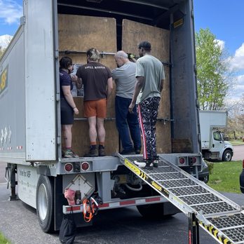 LOCAL MUSCLE MOVERS - Updated September 2025 - 13 Photos & 50 Reviews ...