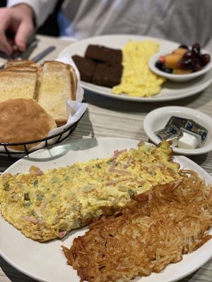 PETE’S FAMILY RESTAURANT - Updated December 2025 - 214 Photos & 107 ...