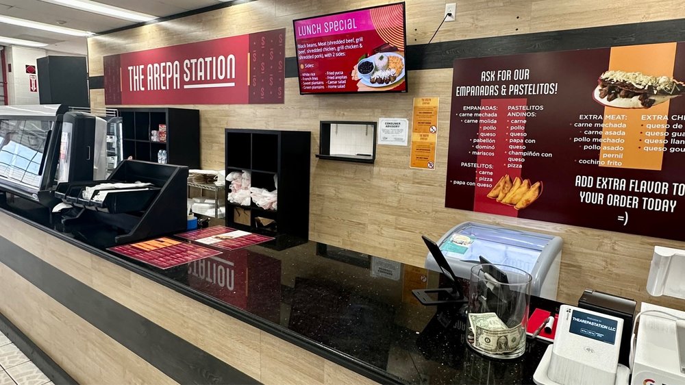 THE AREPA STATION - Updated July 2024 - 157 Photos & 160 Reviews - 8101 ...