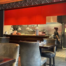 SQUARE 1682 - Updated December 2024 - 440 Photos & 442 Reviews - 121 S ...