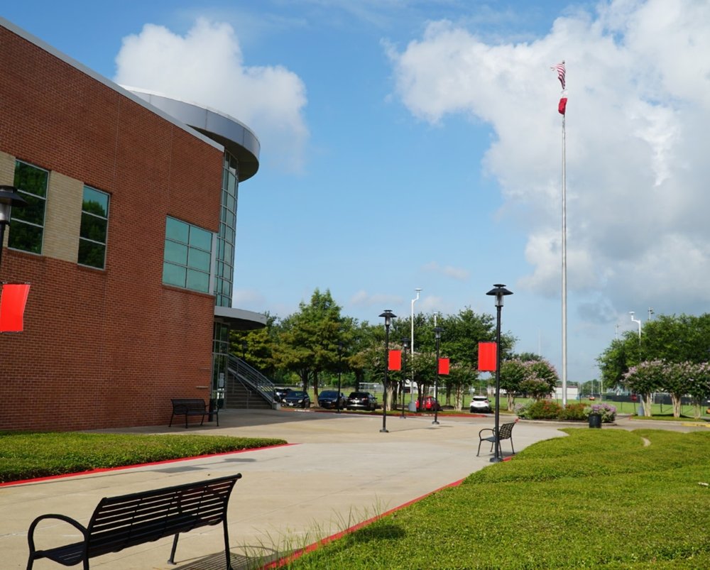 LEE COLLEGE - Updated October 2025 - 59 Photos & 11 Reviews - 200 Lee ...