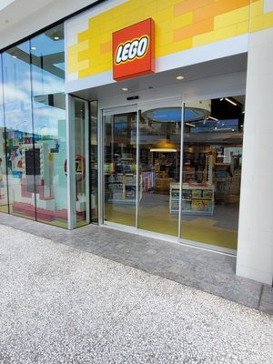 LEGO STORE - Updated November 2024 - 77 Photos - 10250 Santa Monica ...