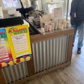 DETROIT MINI DONUT - Updated October 2025 - 73 Photos & 40 Reviews ...