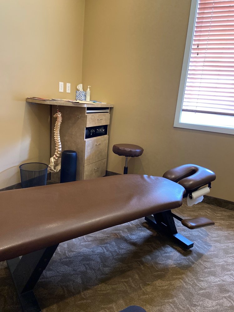 CARBONE CHIROPRACTIC CENTER - Updated May 2024 - 82-86 Wolcott Hill Rd ...