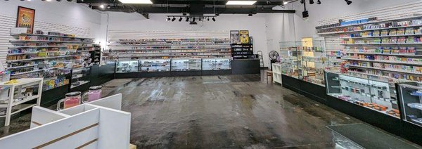 CLOUD CITY VAPES - Updated December 2025 - 25 Photos - 812 S Baldwin ...