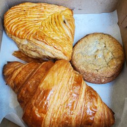 VERZENAY - Updated June 2025 - 350 Photos & 180 Reviews - 2507 N ...