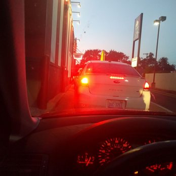 KFC - Updated December 2024 - 35 Photos - 14201 W 7 Mile Rd, Detroit ...