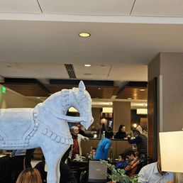 EQUES - Updated October 2025 - 441 Photos & 368 Reviews - 900 Bellevue ...