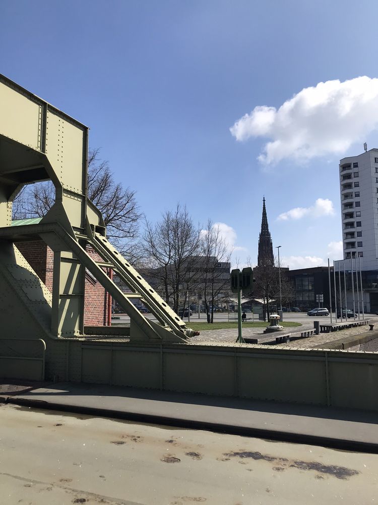 BRÜCKE ALTER HAFEN - Updated November 2024 - H.-H.-Meier-Straße 4 ...