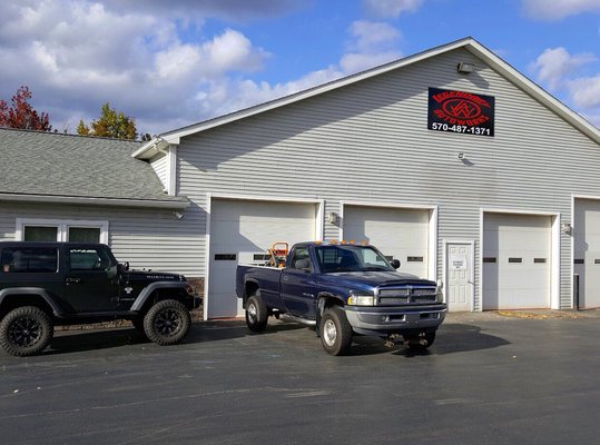 LEGENDARY AUTOWORKS - Updated December 2025 - 38 Photos - 522 Burke Byp ...