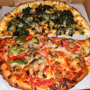 INNER CIRCLE PIZZA - AUSTINTOWN - 31 N Canfield Niles Rd, Austintown ...