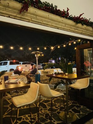 GREEK ISLES GRILLE & TAVERNA - Updated December 2025 - 151 Photos & 142 ...