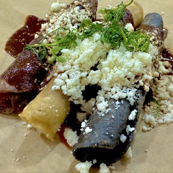 KOMAL - Updated October 2025 - 202 Photos & 70 Reviews - 3655 S Grand ...