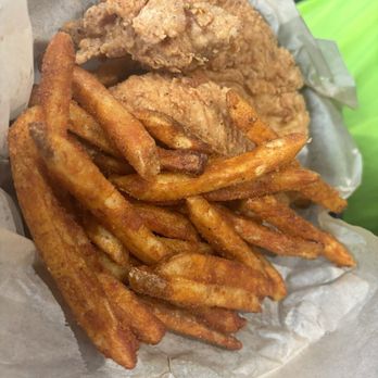 THE OWNERS BOX SPORTS BAR & GRILL - Updated October 2025 - 54 Photos ...