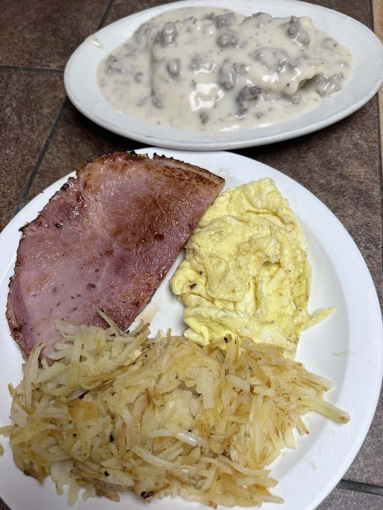 DALHART CATTLEMAN’S CAFE - Updated January 2026 - 38 Photos - 2908 US ...