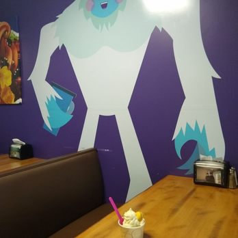 YETI FROZEN YOGURT & CAFE - Updated November 2024 - 45 Photos & 56 ...
