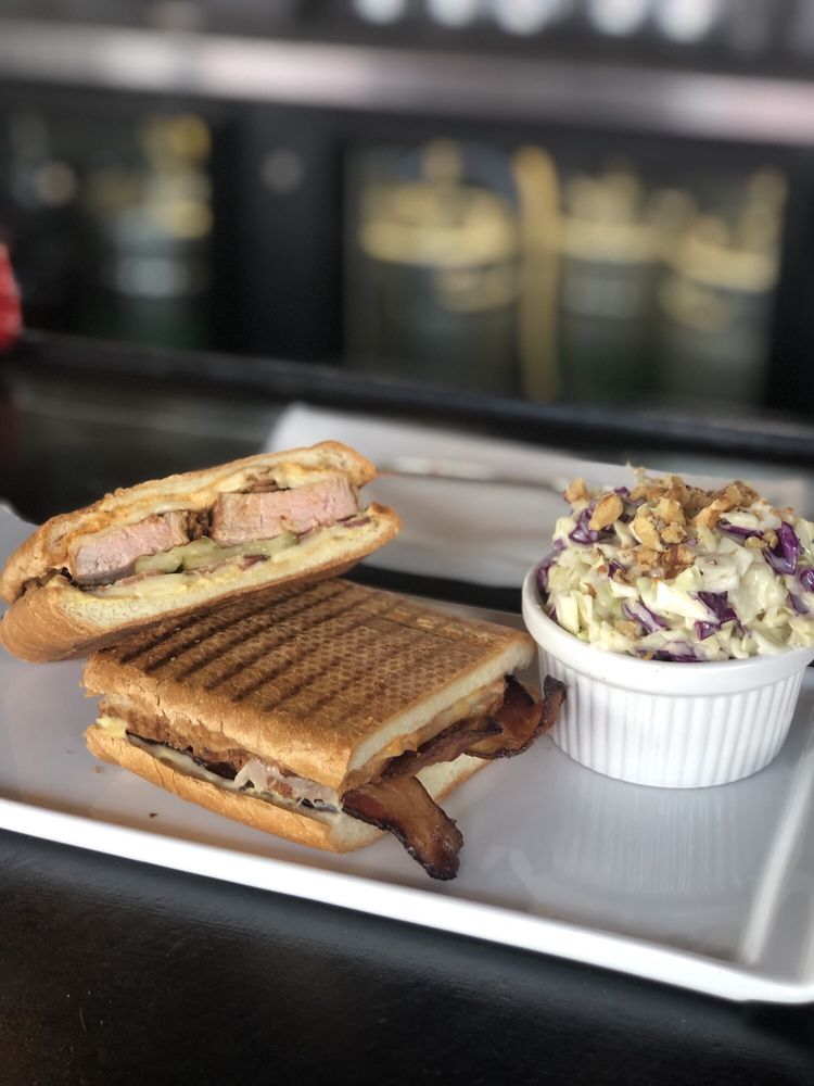 GASLIGHT COMPANY - 98 Photos & 91 Reviews - Pubs - 718 Sutter St ...