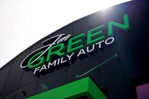JON GREEN FAMILY AUTO - Updated April 2026 - 11 Photos - 1234 Gateway ...
