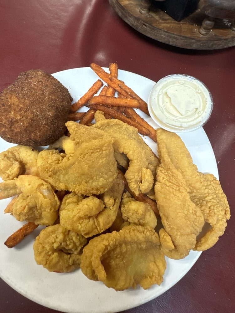 JAKE’S SEAFOOD & RESTAURANT - Updated May 2026 - 37 Photos & 33 Reviews ...