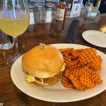 BACON SOCIAL HOUSE - SOUTH BROADWAY - Updated July 2024 - 186 Photos ...