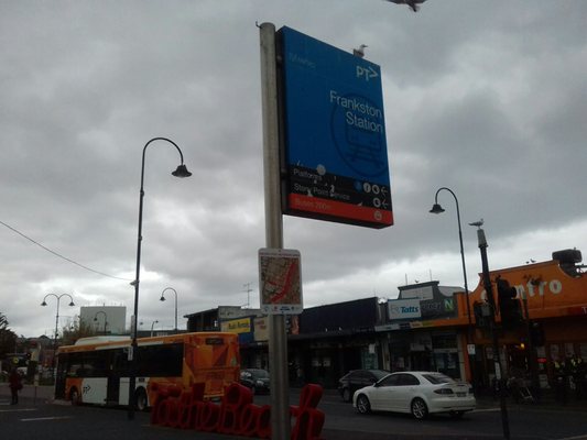 FRANKSTON RAILWAY STATION - Updated July 2025 - Cnr Beach St & Fletcher ...