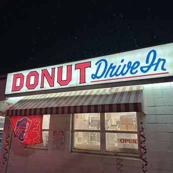 DONUT DRIVE-IN - Updated December 2024 - 249 Photos & 369 Reviews ...