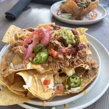 BARNYARD CRAFTHOUSE & EATERY - Updated January 2025 - 354 Photos & 416 ...