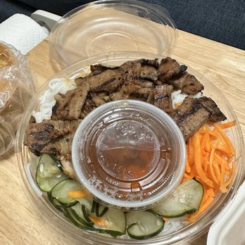 VIETNAAM - Updated October 2025 - 831 Photos & 924 Reviews - 1700 2nd ...