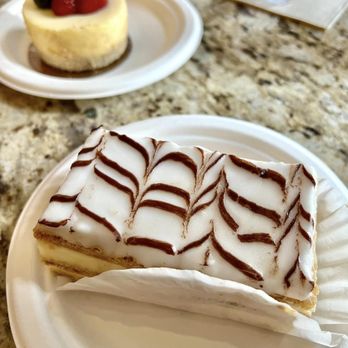 AMPHORA BAKERY - Updated January 2026 - 398 Photos & 261 Reviews - 294 ...