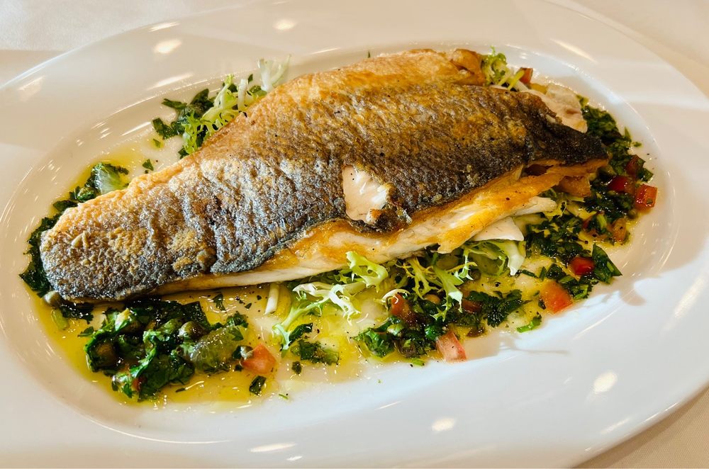 HUNTER RESTAURANT - 83 Photos & 51 Reviews - 1053 Oyster Bay Rd, East ...
