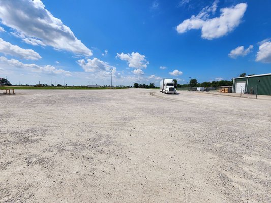 MR. T’S LIQUOR STORE & SMOKE SHOP - Updated August 2025 - 20 Photos ...