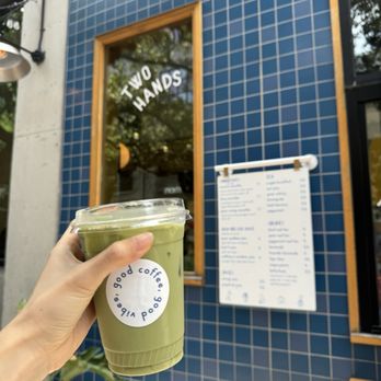 TWO HANDS - Updated December 2024 - 919 Photos & 467 Reviews - 1011 ...