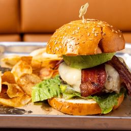 TRADESMAN BRIGHTON - Updated October 2025 - 55 Photos - 60 Guest St ...