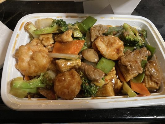 CHINA COOK - Updated December 2025 - 145 Main St, Watsontown ...