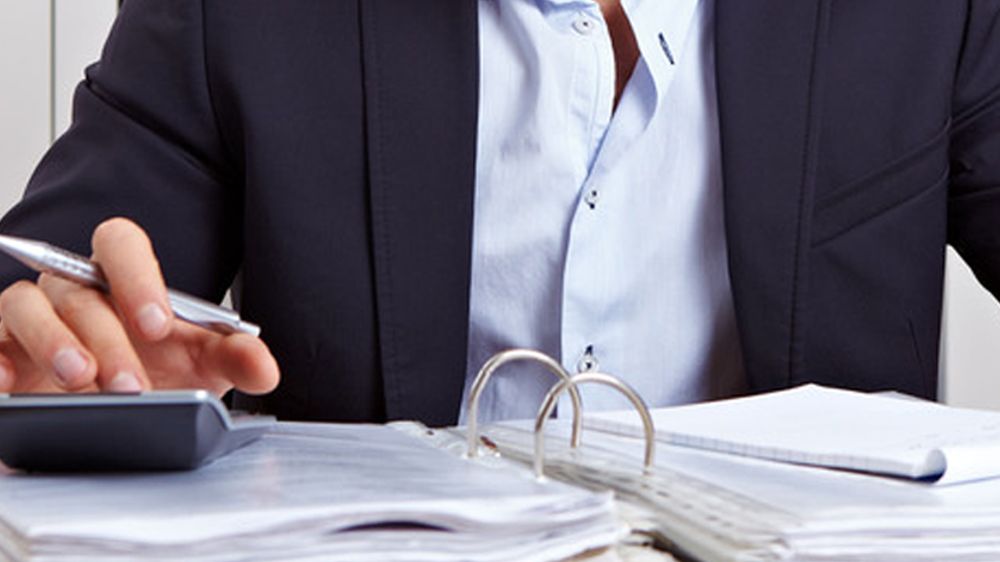 KARLIN & LONG - Updated December 2024 - 901 Kentucky St, Lawrence ...