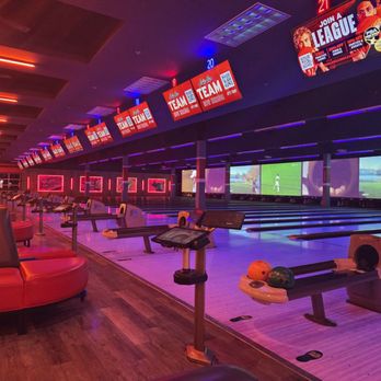 BOWLERO SOUTH SEATTLE - Updated December 2025 - 142 Photos & 171 ...