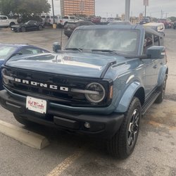 RED MCCOMBS FORD - 52 Photos & 203 Reviews - 8333 I-10, San Antonio ...