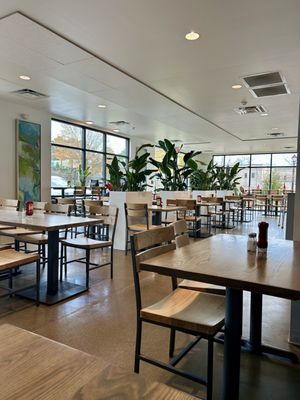 DOUGS AT BERRY CROSSING - Updated December 2025 - 24 Reviews - 10 ...