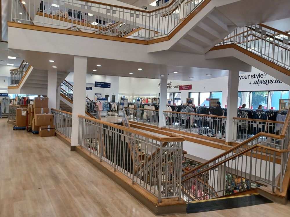 MARSHALLS - Updated January 2026 - 45 Photos & 52 Reviews - 900 State ...