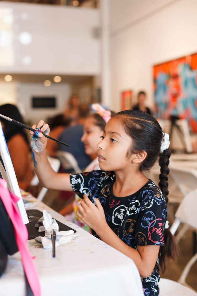 STAY STUDIO - Updated October 2025 - 12 Photos - 11140 Downey Ave ...