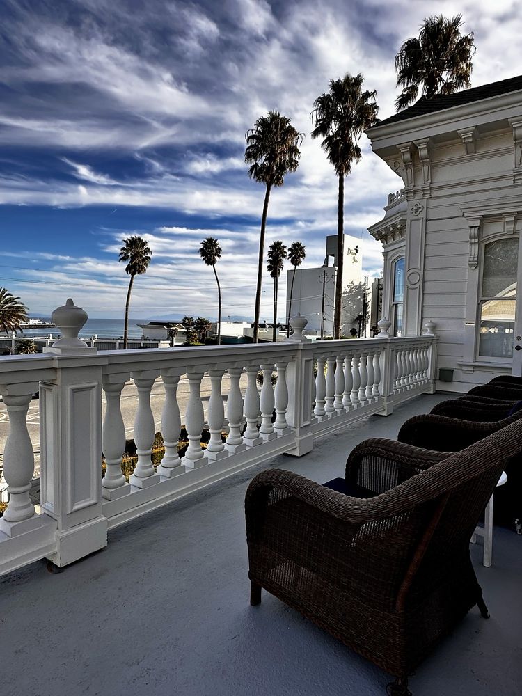 WEST CLIFF INN, A FOUR SISTERS INN - Updated August 2025 - 244 Photos ...