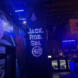 42 BAR AND GRILL - Updated October 2025 - 136 Photos & 47 Reviews - 327 ...