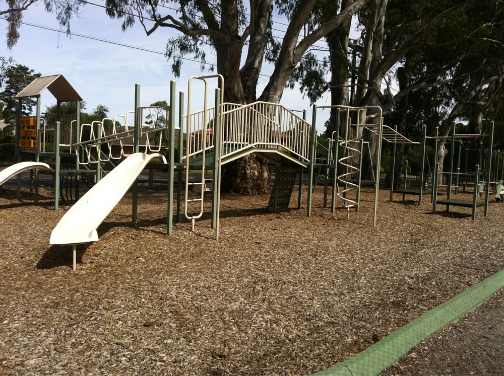 FOXFIELD RECREATION OVAL - 82 Maryvale Rd, Athelstone South Australia ...