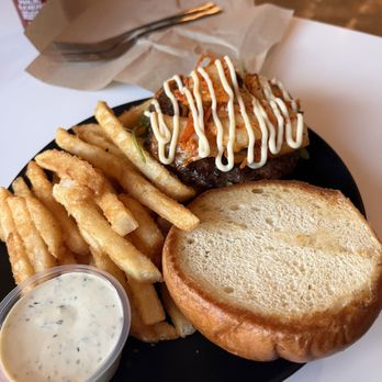 AVANTI FOOD & BEVERAGE - Updated April 2025 - 471 Photos & 251 Reviews ...