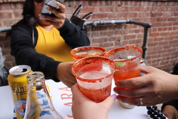 EL INDIO BOTANAS Y CERVEZA - Updated December 2025 - 406 Photos & 277 ...